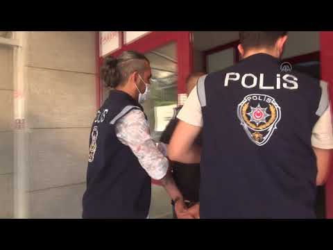 Antalya'da otomobile silahlı saldırıda 1 kişi öldü 1 kişi yaralandı