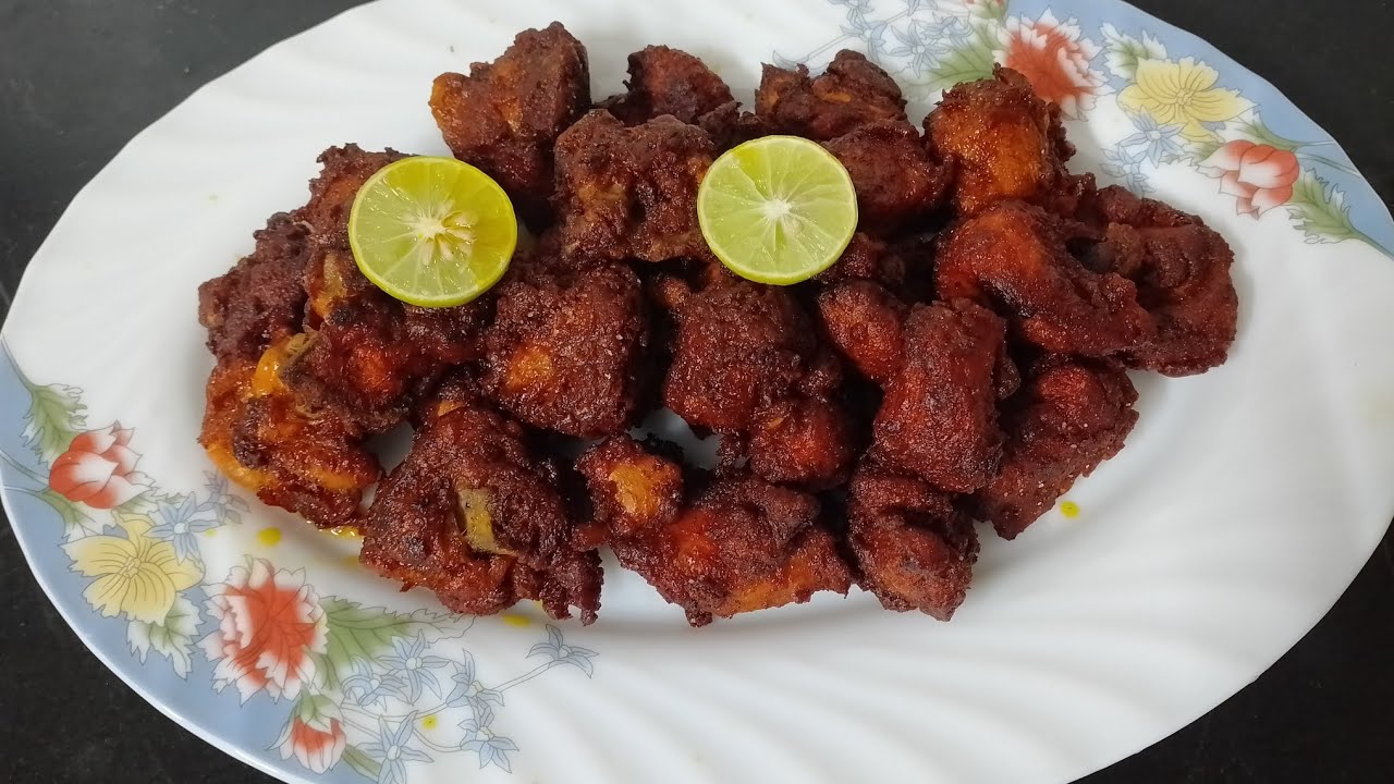 Crispy chicken pakoda recipe (with Badar kitchen)😋🐔🍗🍗 - YouTube