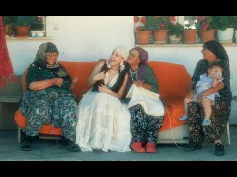 Beren Demirkaya - Ela (Official Music Video)