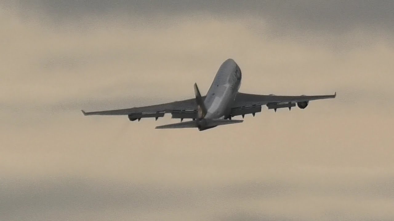 Short Take Off AirACT B747-4F Frankfurt Airport Plane Spotting - YouTube