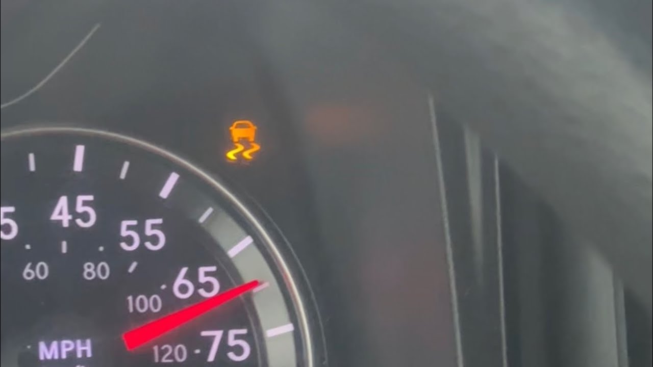 ECU light diagnostic | #SHORTS #SHORTVIDEO - YouTube