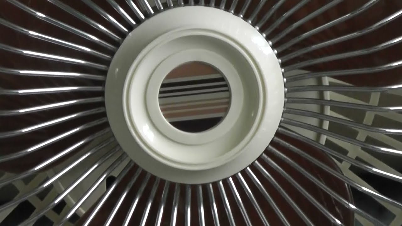 6'' Kuo Horng personal desk fan - YouTube