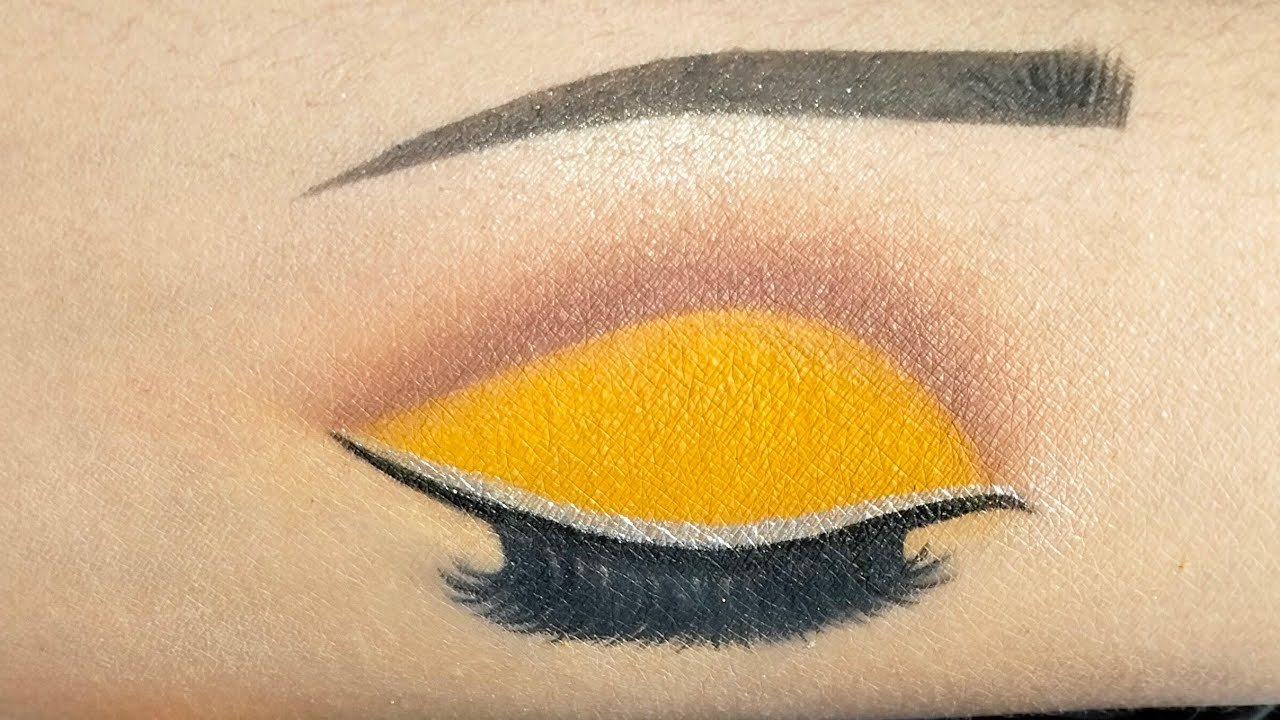 Yellow Cut Crease Eyeshadow Tutorial#ey#eyemakeup#eyeshadowtutorial# ...
