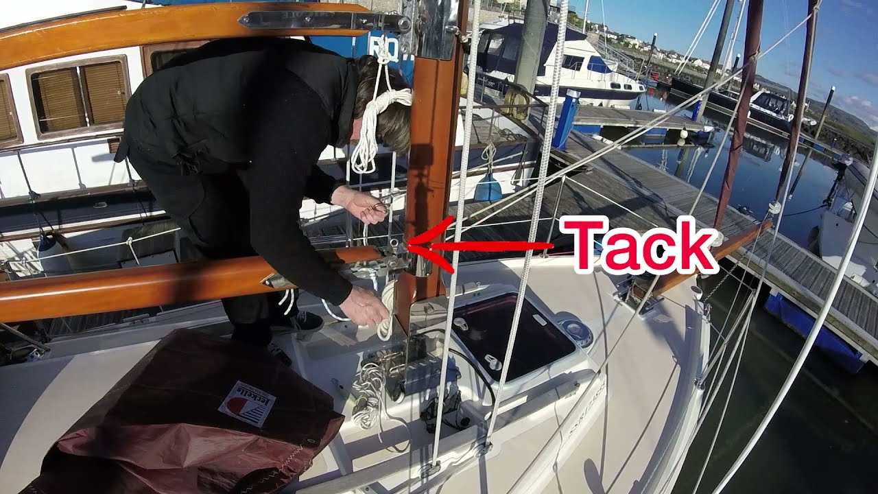 Gaff mainsail fitting - YouTube