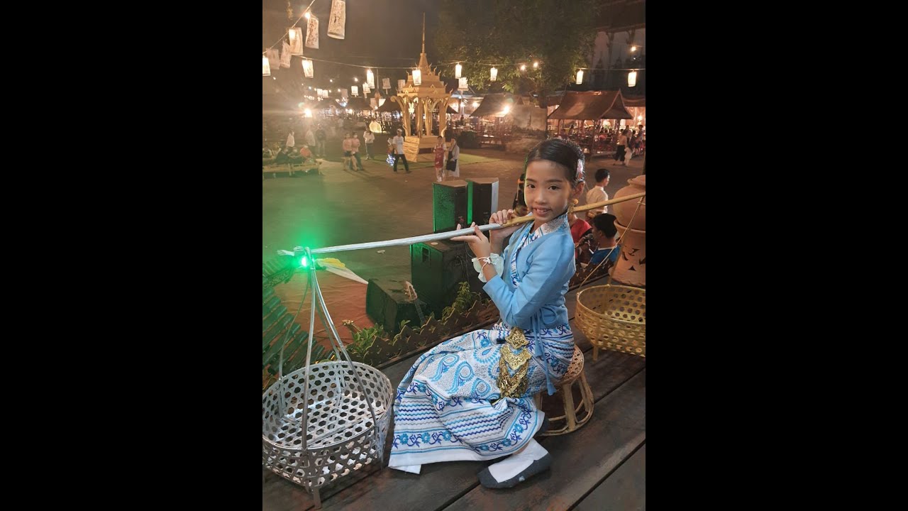 Ariel Sings Another song #ariel #arick #mydaughter - YouTube