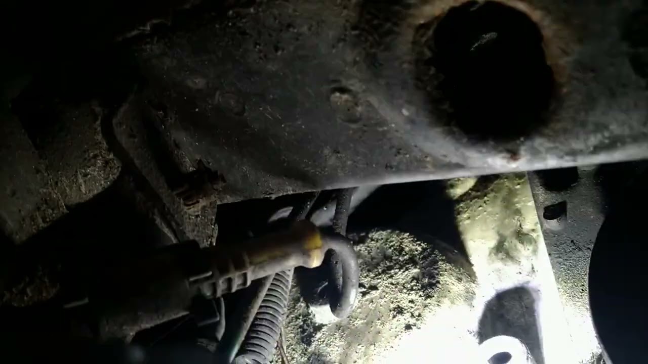 Renault Master 3.0D camshaft and crankshaft location DF235 - YouTube