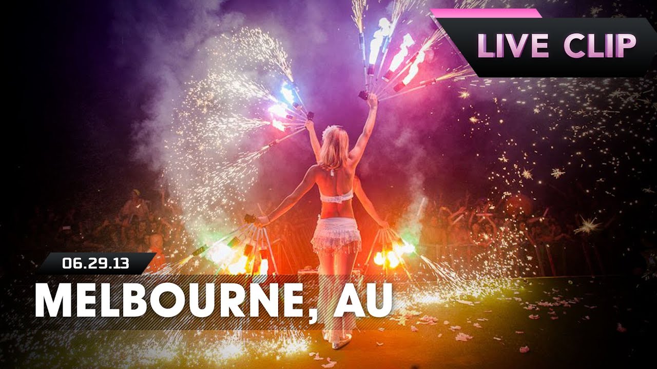Life In Color Tour *International* Live Clip - Melbourne, AU - 06/29/13 ...