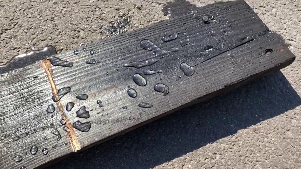 Water repellent test on pinewood - YouTube