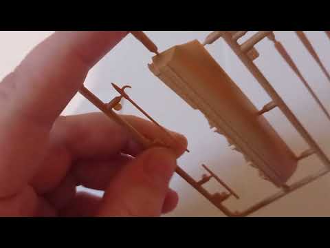 In-box: Zvezda 9033 Medevial Life Boat 1/72 - YouTube