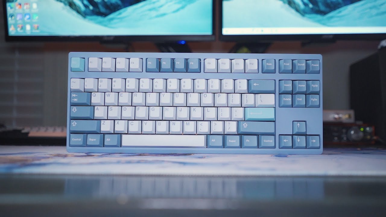 Zoom TKL: A New Definition for "Budget" Keyboards - YouTube