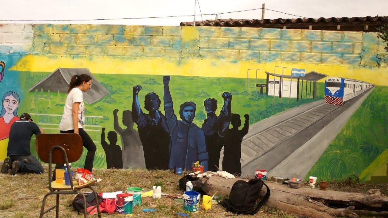 La estación de tren para Sol y Verde - YouTube