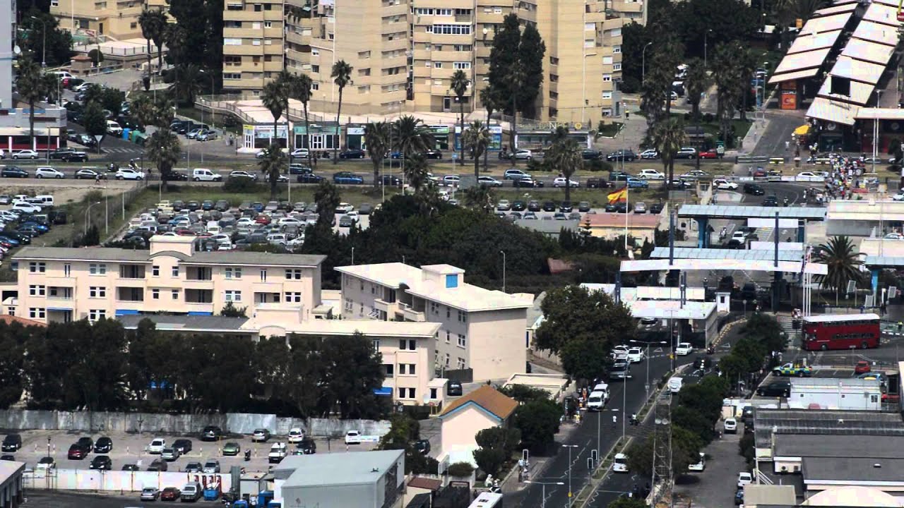 SPAIN CREATE FRONTIER QUEUES TO ENTER GIBRALTAR - YouTube