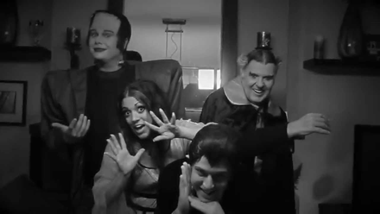 Miss J Feat. Steve Luxe - The Munsters Theme (Drum and Bass Mix) - YouTube