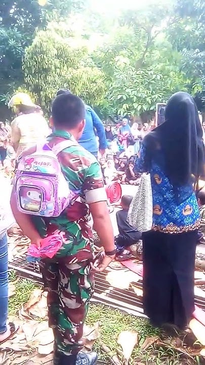 Pengabdian tanpa batas... - YouTube