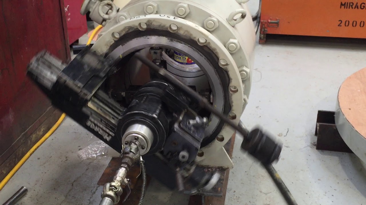 Refacing of flange using Mirage 860I - YouTube