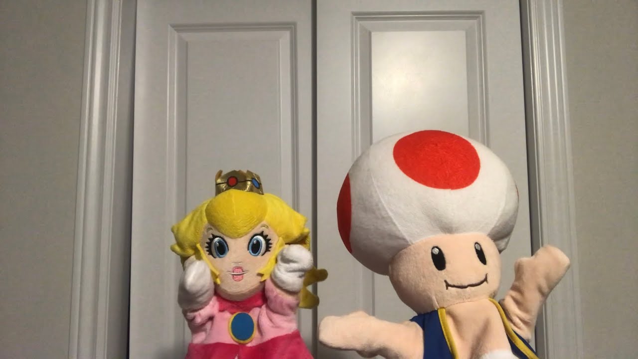 Princess Peach & Toad Puppet Show - YouTube