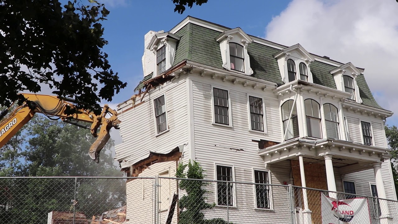 The Tobey Homestead demolition (8/26/2019) - YouTube