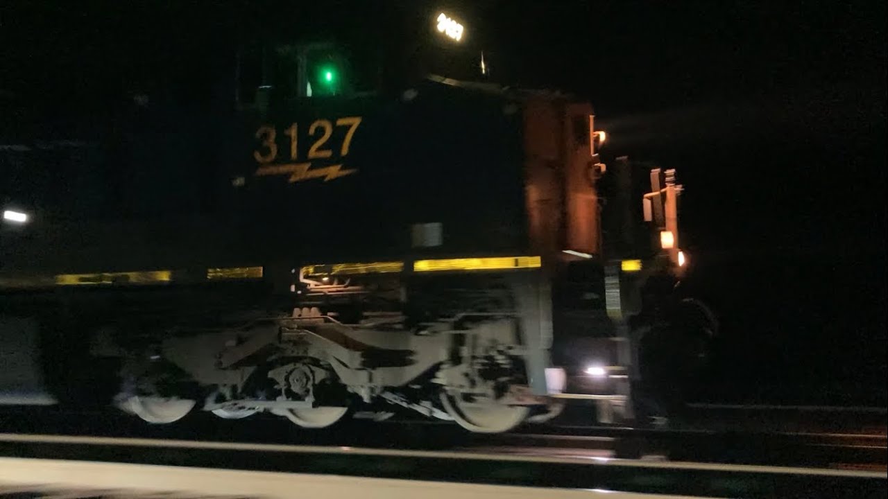 CSX 3127 Leads Long NB Empty Coal Train Thru Florence SC #train #csx # ...