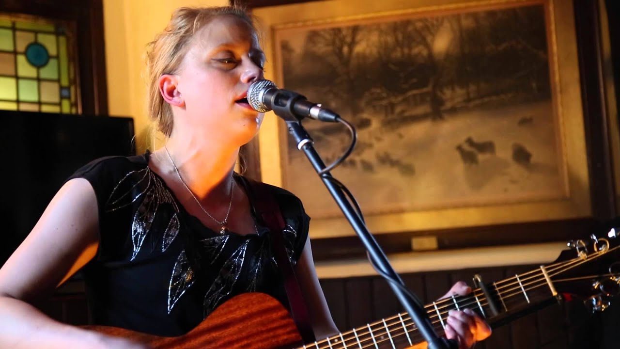 We Ghosts - Summertime @ The Junction Inn, Otley - YouTube