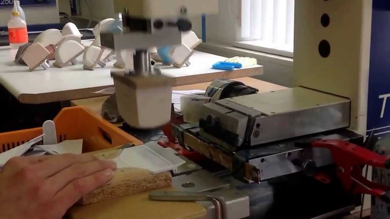 Tampon print at work , thanks to Tampo Tech - YouTube