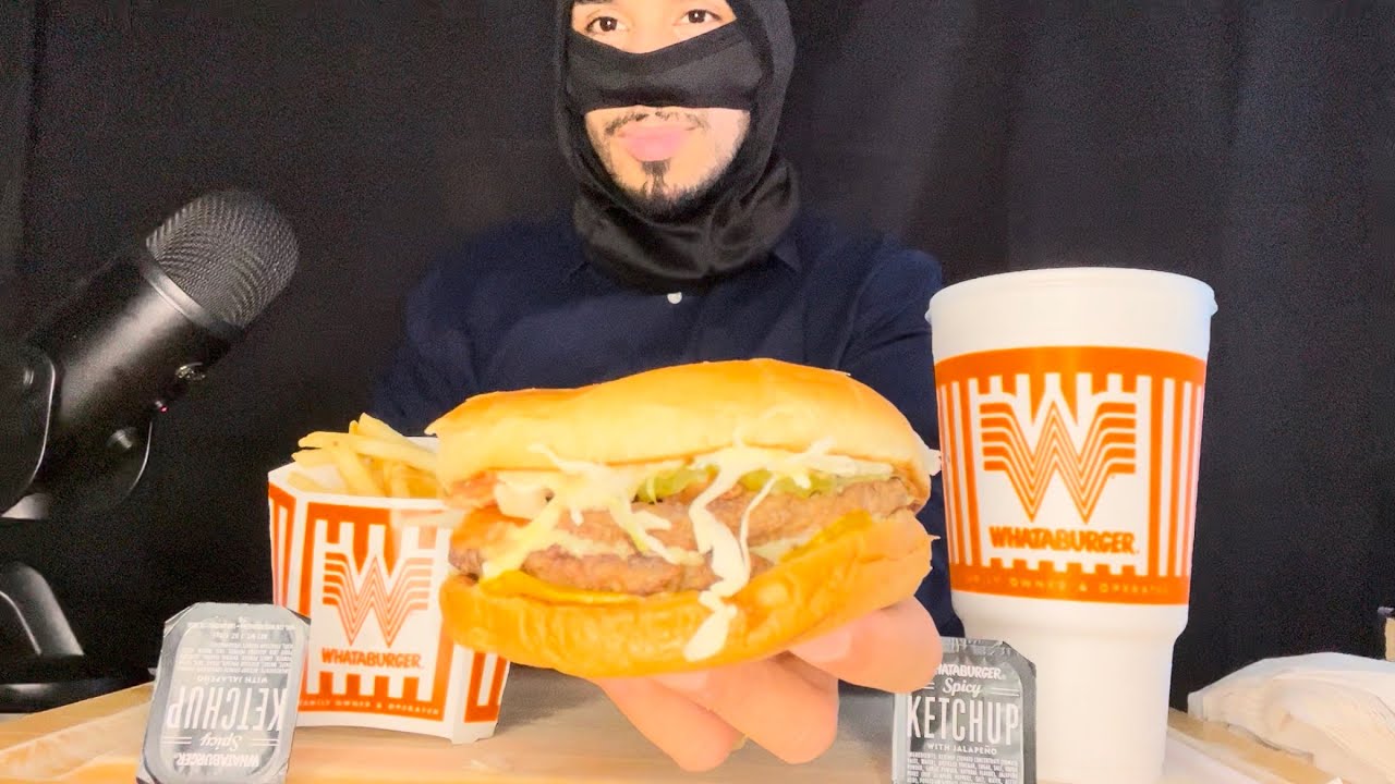 Southern Bacon 🥓 Burger 🍔 from WHATABURGER #ASMR - YouTube