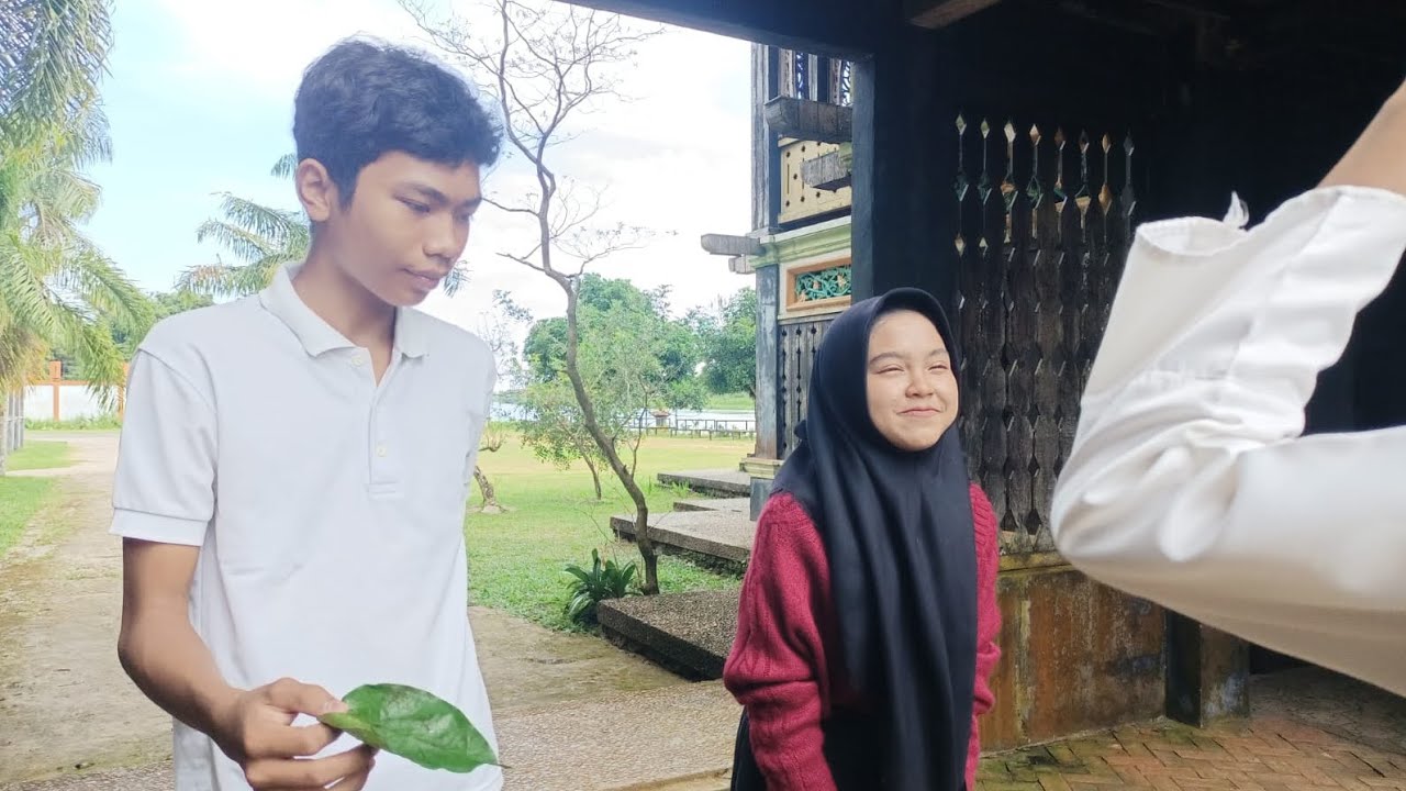 Bawang Putih & Bawang Merah ( English ) - YouTube