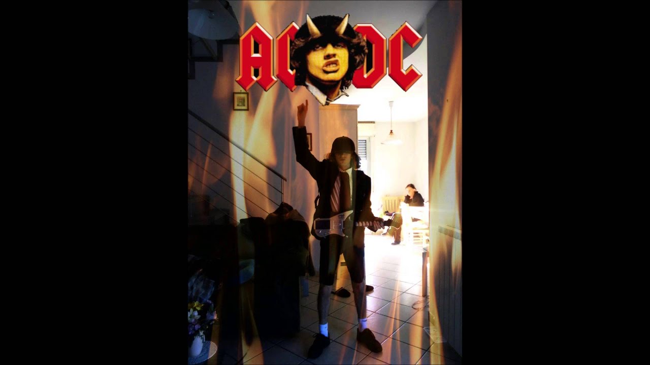 LAST PREVIEW ANGUS YOUNG COSPLAY AC/DC - YouTube