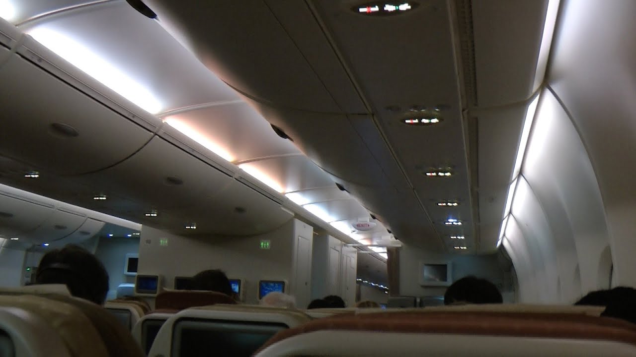Singapore Airlines SQ222, Sydney to Singapore (Mild Turbulence during ...