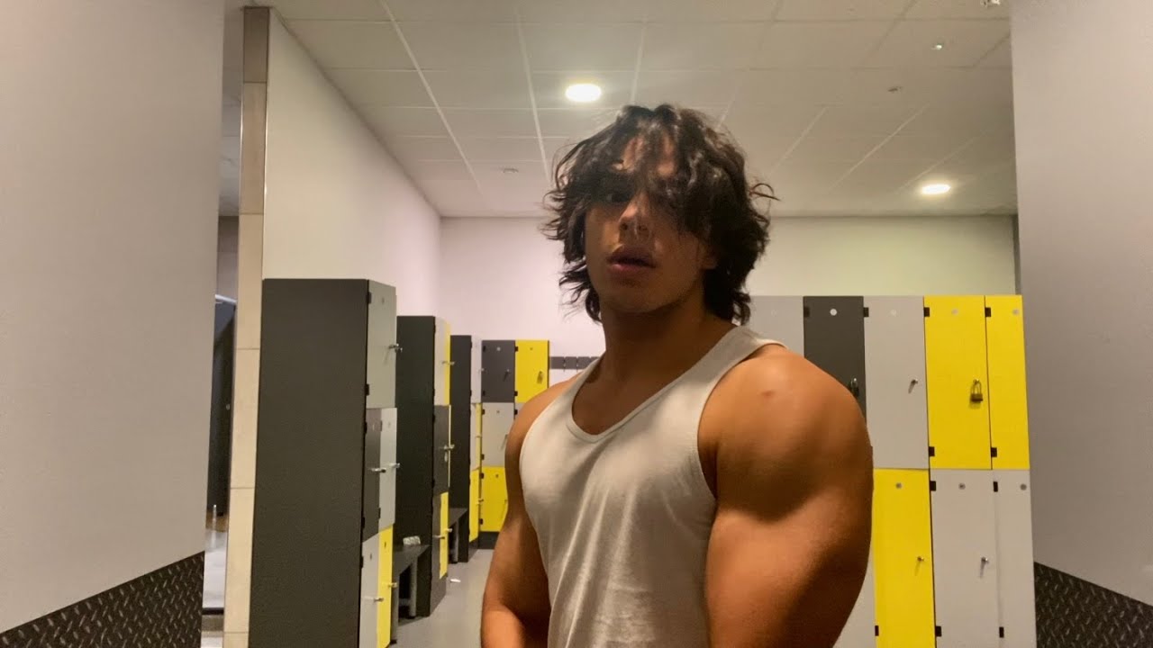 Shoulders Workout - YouTube