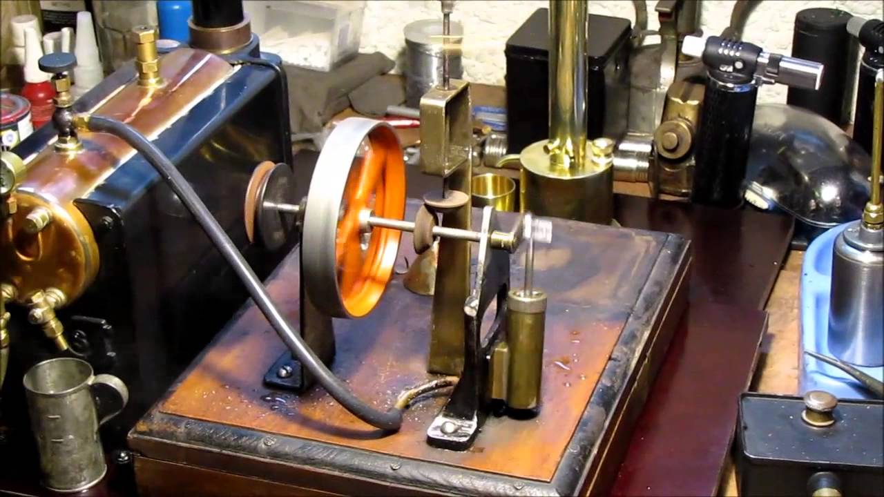 Old Home Built Model Steam Engine 蒸気エンジンモデル - YouTube