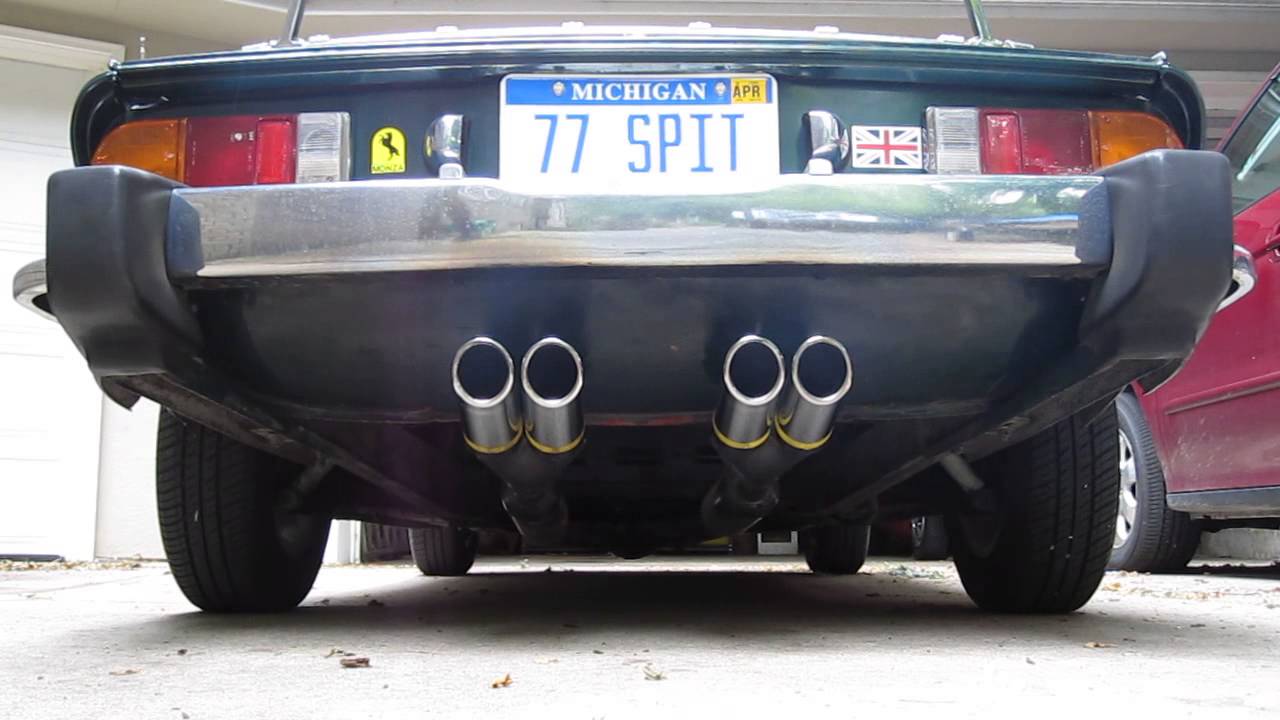 Triumph Spitfire Rev - YouTube