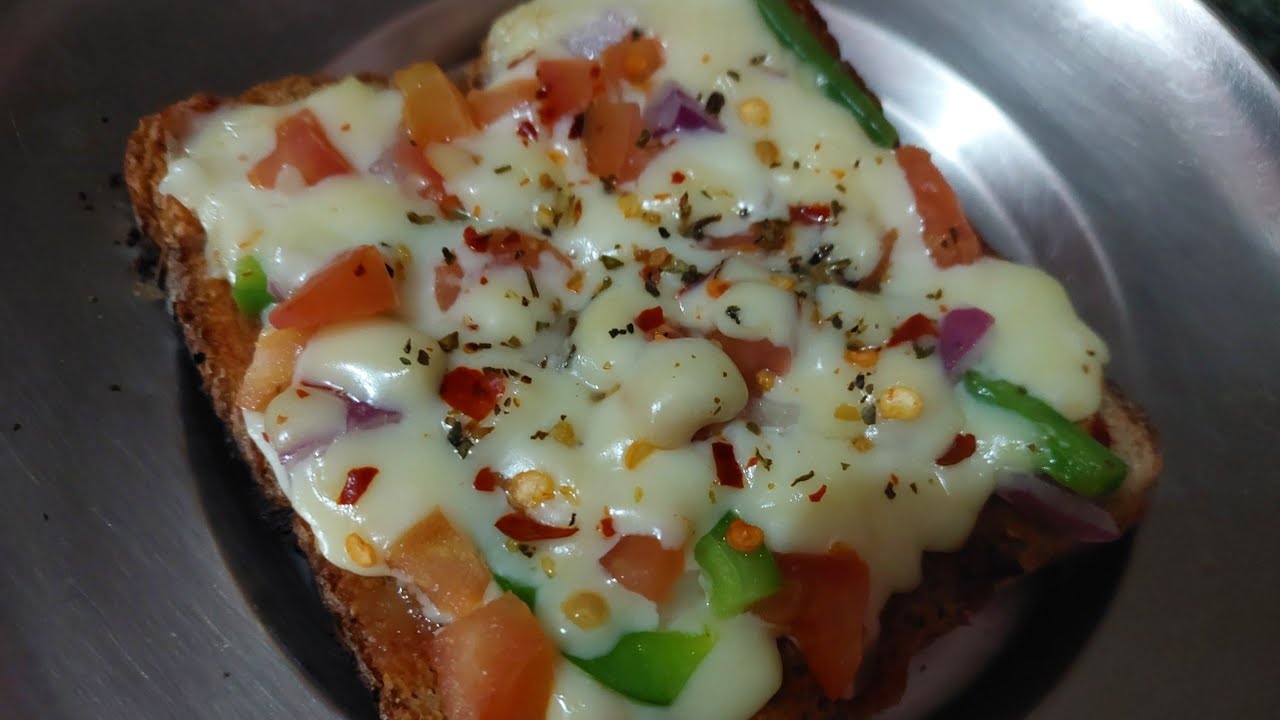 Bread Mayonnaise Pizza Recipe | Quick and Easy Pizza without Oven by ...