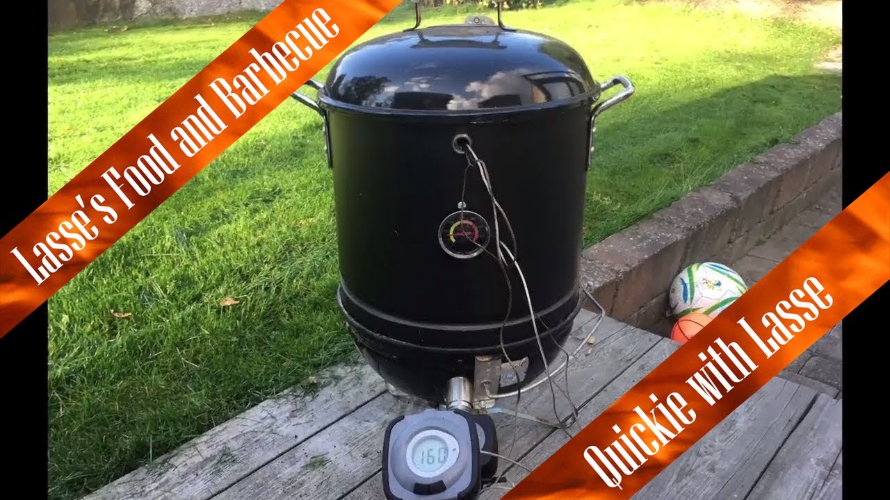 Mini WSM - Preparation - how to set up to smoke a pork shoulder roast ...