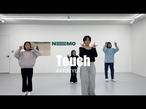 KATSEYE_Touch | KIDS DANCE | KPOP DANCE - YouTube