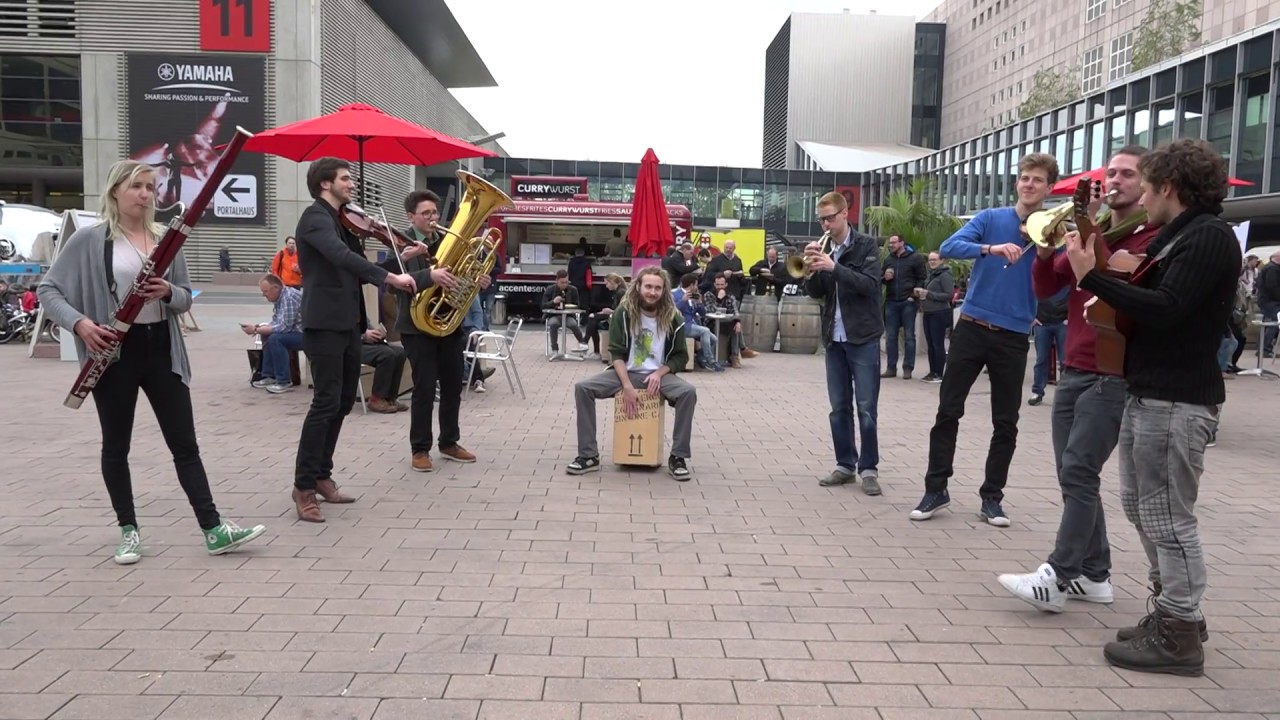 Classic Flashmob at #musikmesse2017 - YouTube