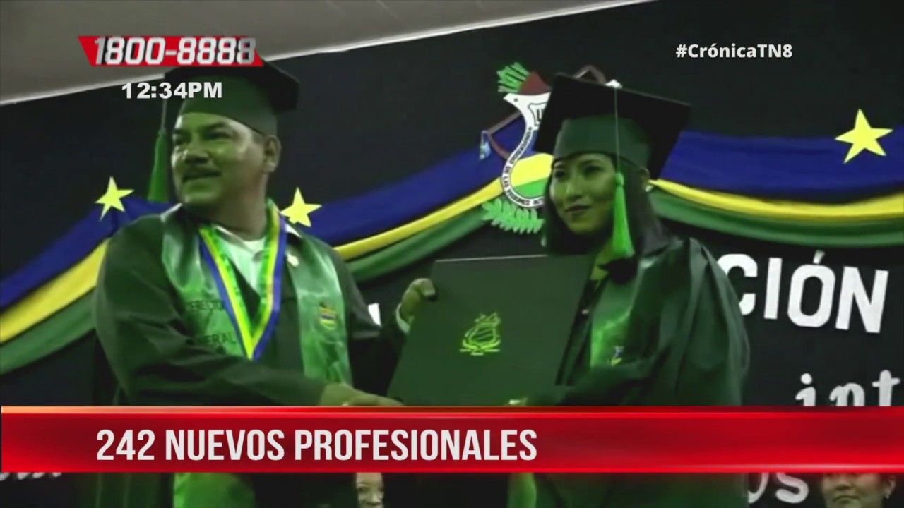 Se gradúan 242 nuevos profesionales de la URACCAN en Bluefields ...