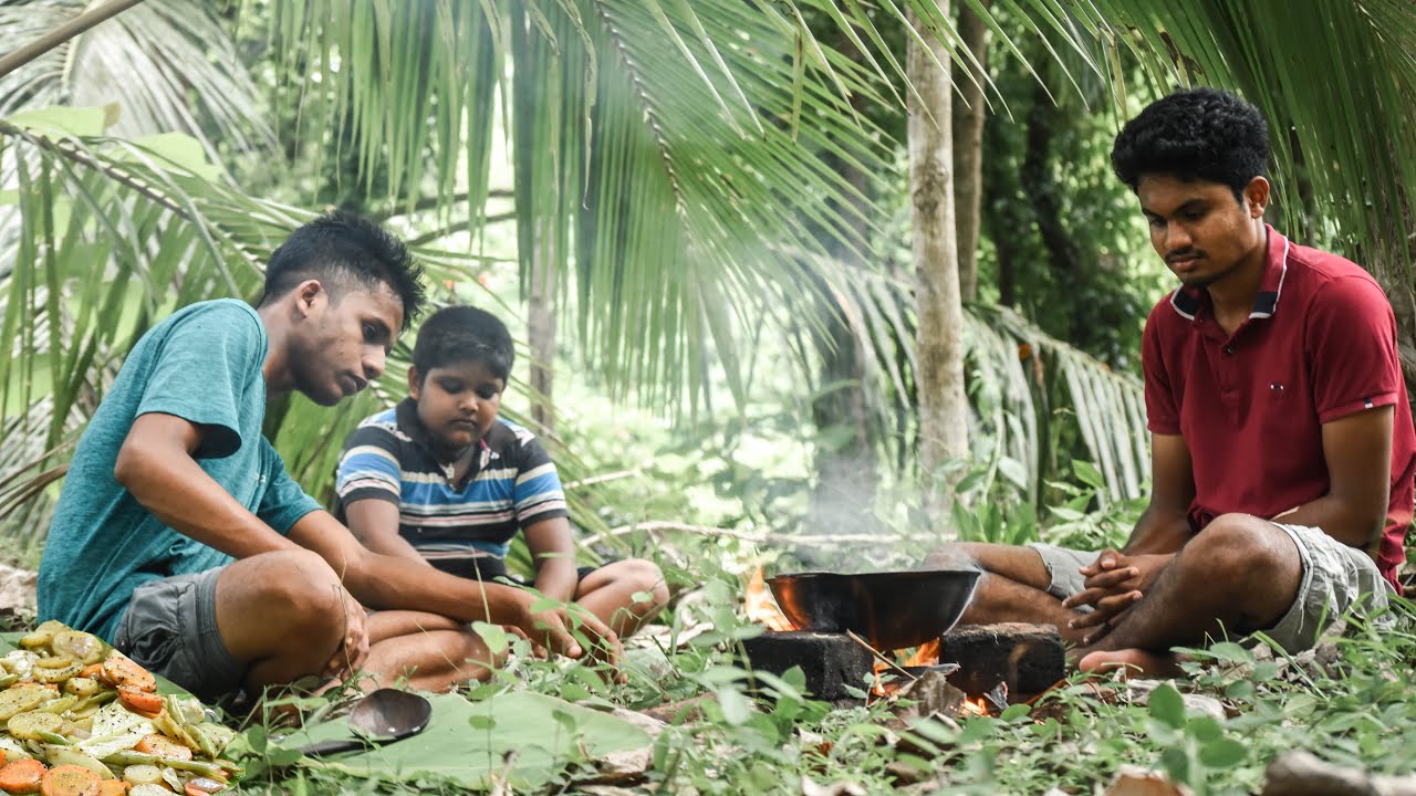 The most delicious vegetable chopsi we made in the jungle | Village ...