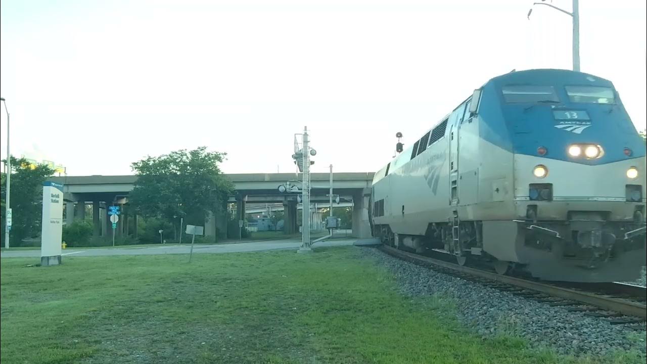 Amtrak Northeast Regional Train #84 arrives Westbound into Norfolk Amtrak Station - YouTube