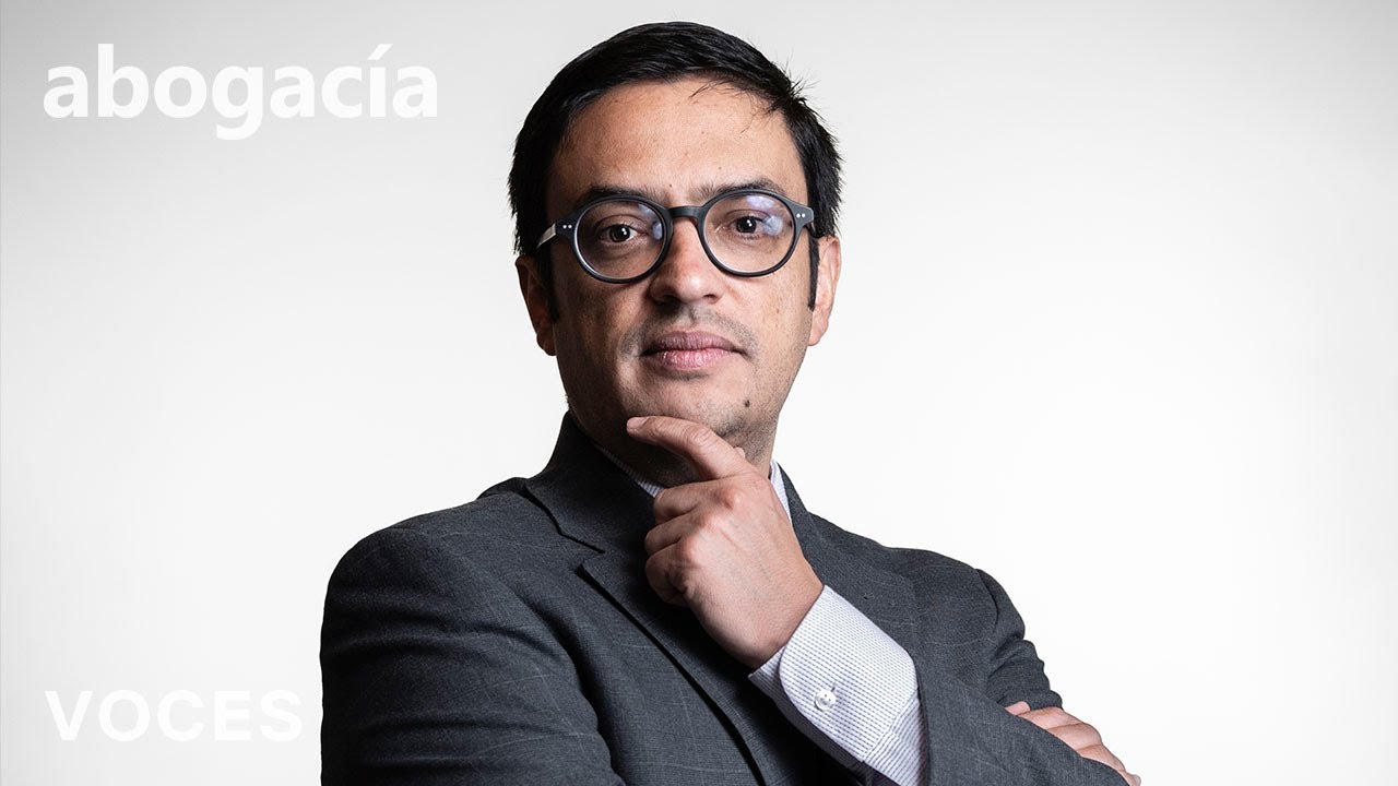 El futuro del constitucionalismo | Luis E. Pereda - YouTube