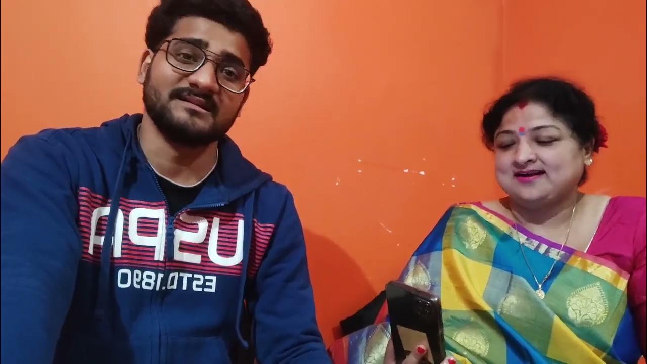 gali me chand nikla | cover song | @TheHappyHousewife-n2k - YouTube