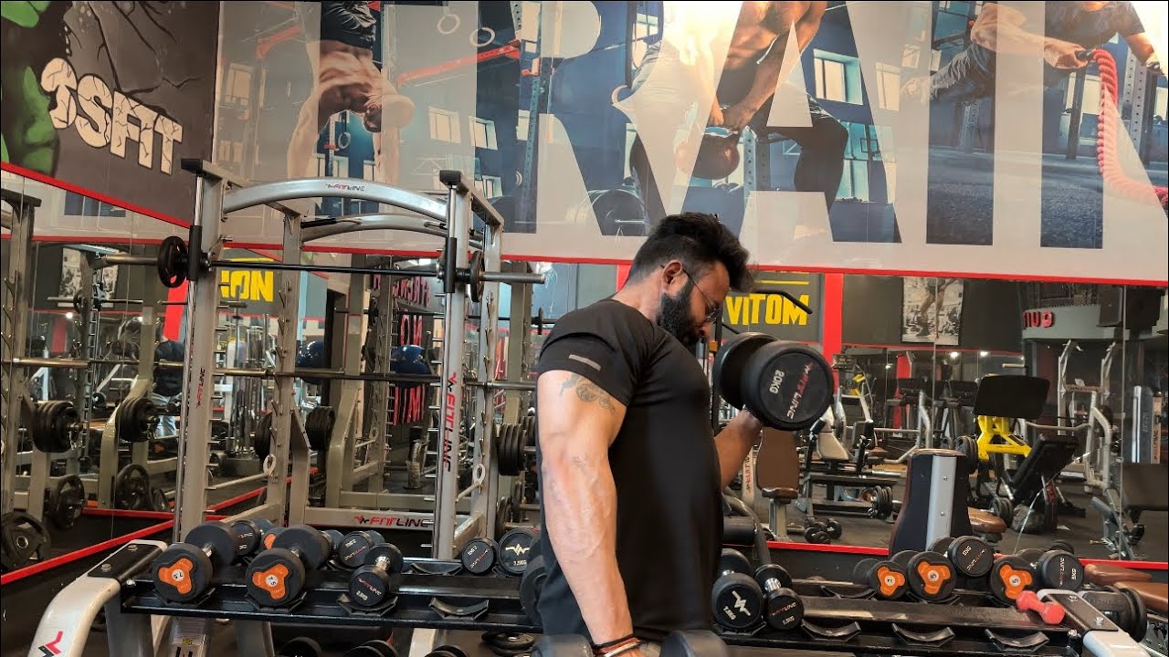 BULK UP - DAY 30 | ARMS WORKOUT - YouTube