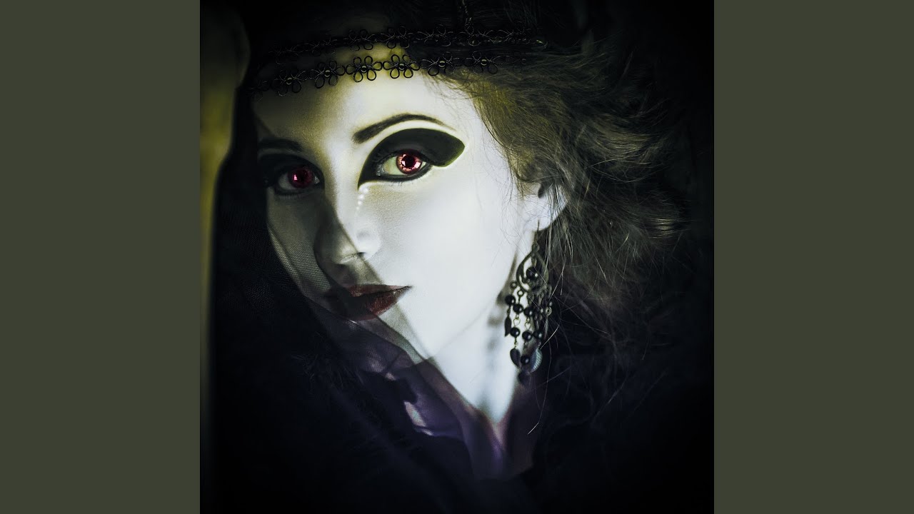 Creaky Gate - YouTube