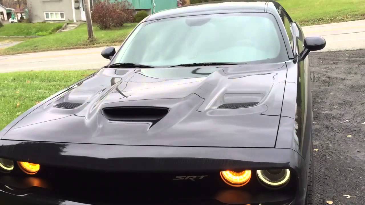 Challenger hellcat burnout - YouTube