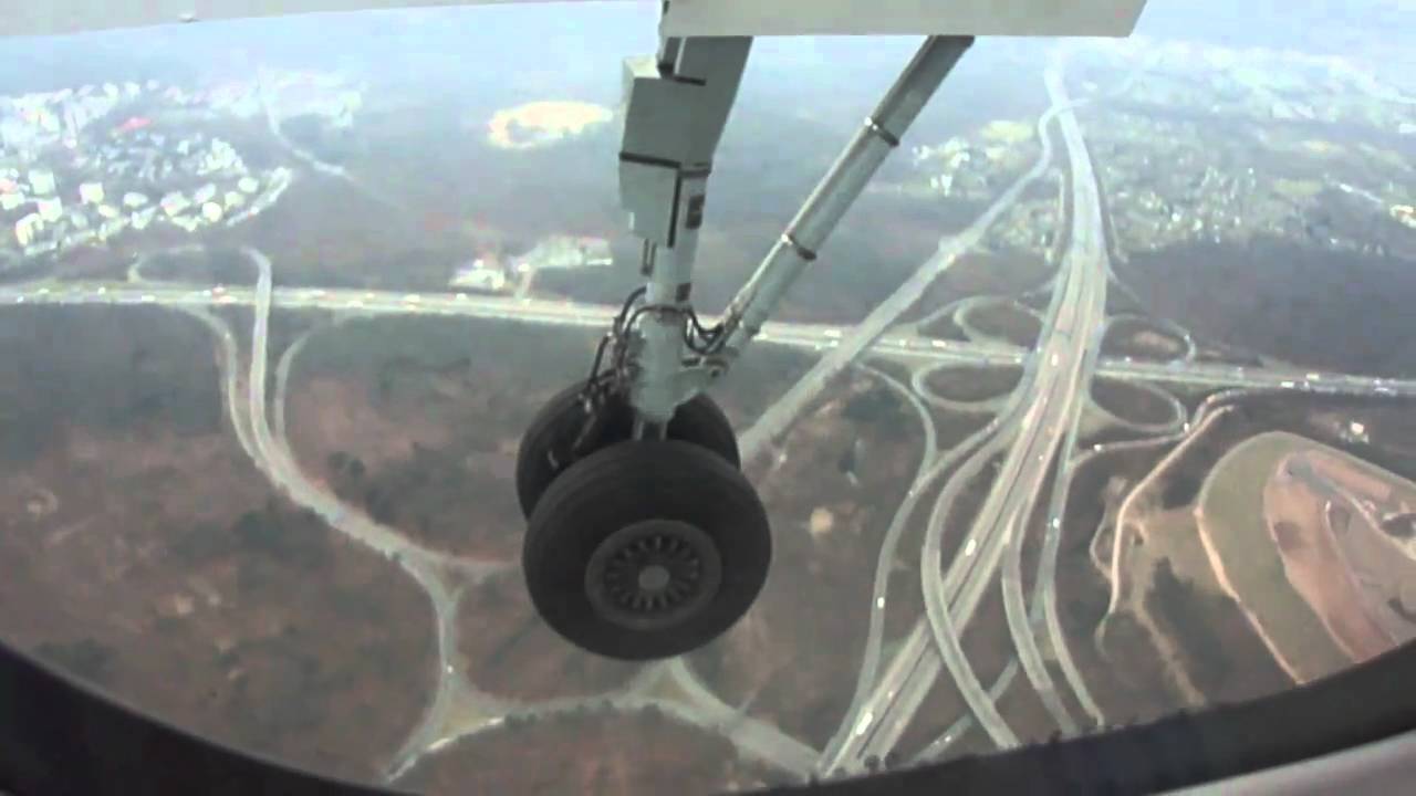 First time on a Bombardier Q400, and I have my cool Holux GPS logger ...