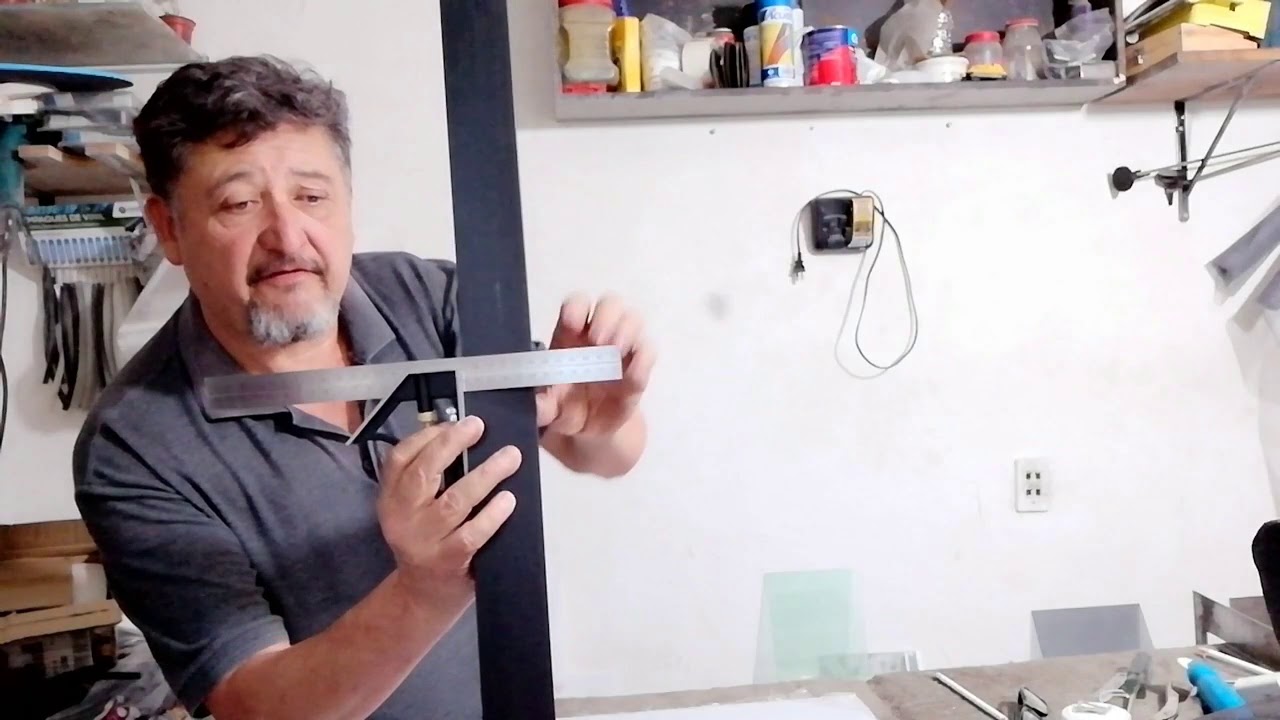 Escuadra Universal o de combinacion Funciones - YouTube