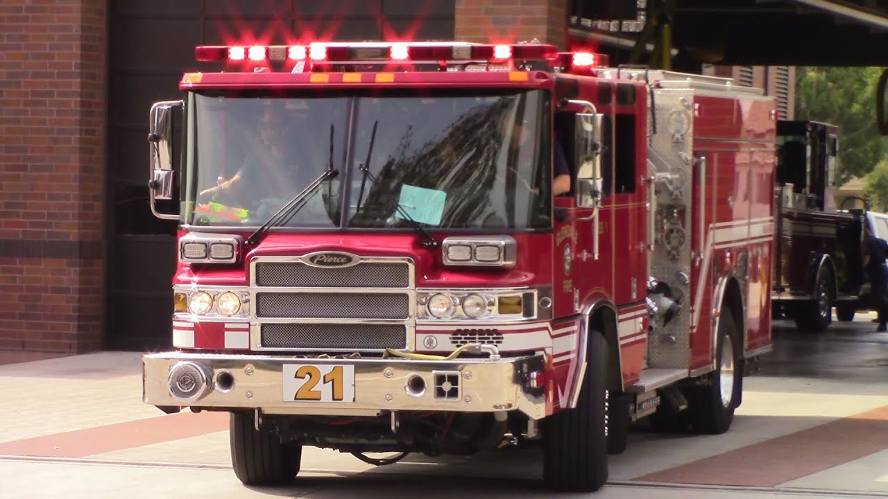 Glendale Fire Dept. Engine 21 (Reserve) and BLS 21 Responding - YouTube
