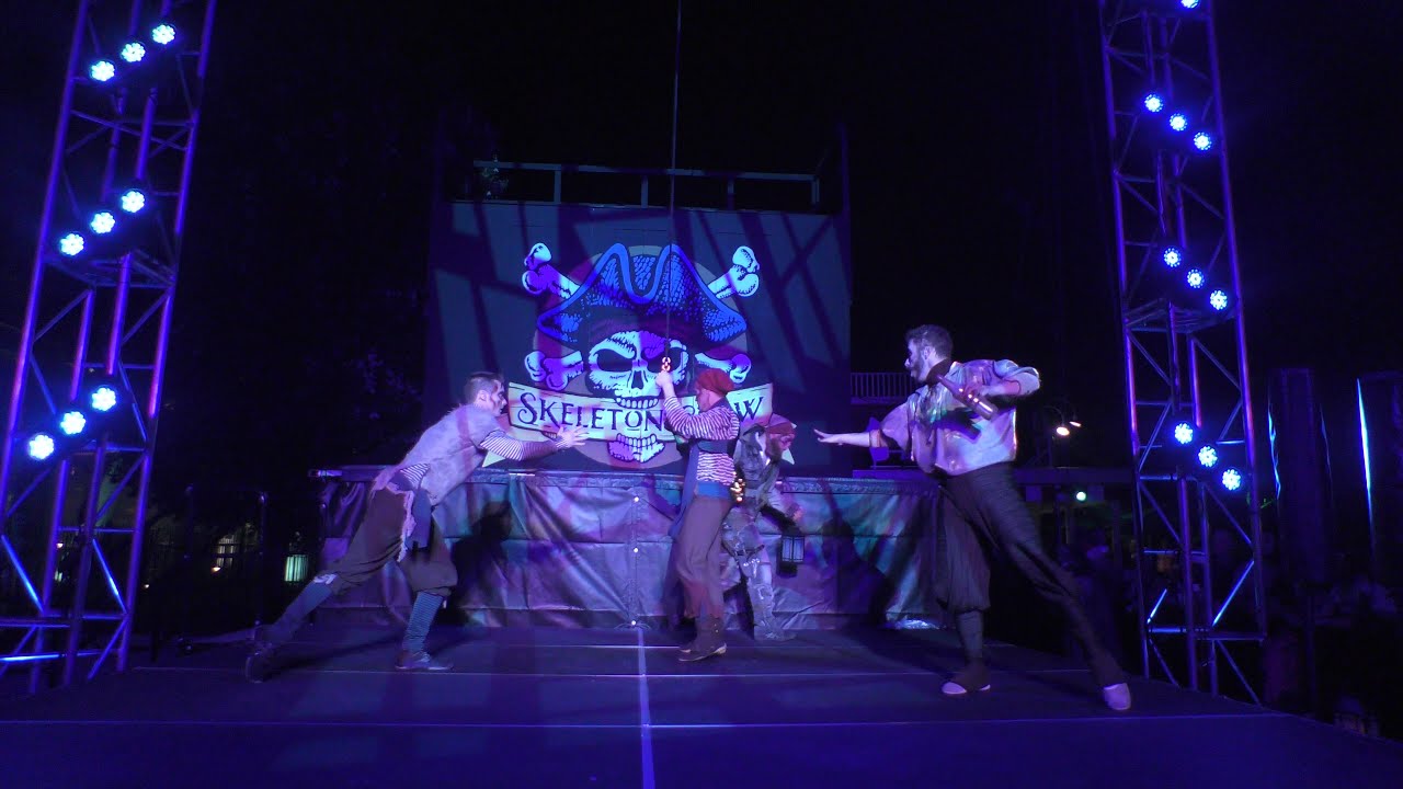 Skeleton Crew 4K @ Cirque Halloween Haunt Dorney Park 09/17/2022 - YouTube