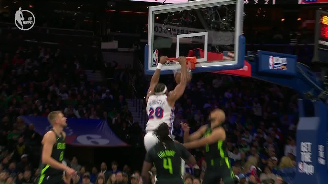 Guerschon Yabusele T'd up for hanging on the rim at Celtics-76ers 🚩 ...
