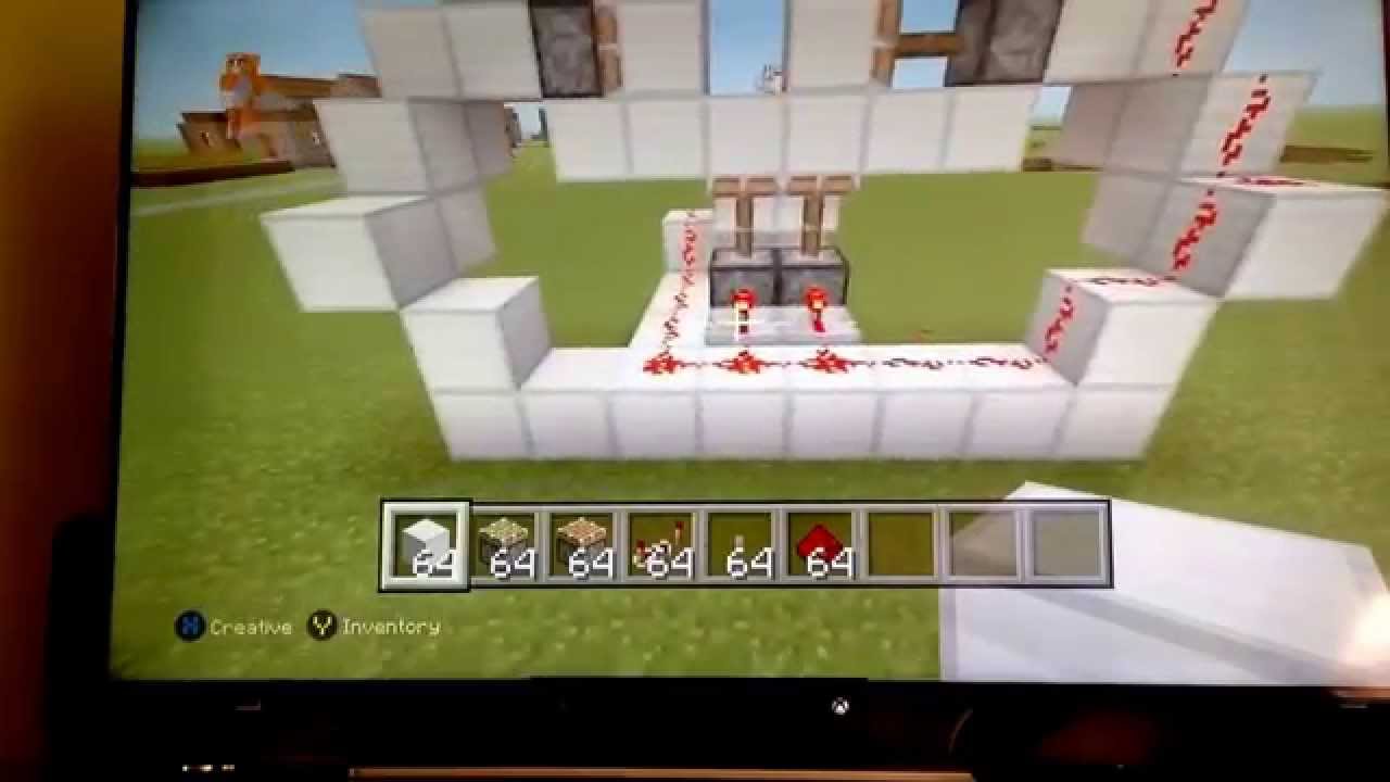 Minecraft xbox one 2x4 door tutorial - YouTube
