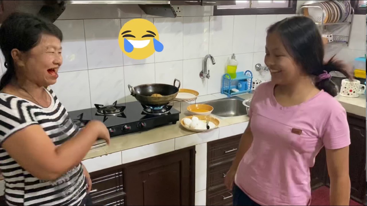 Family MUKBANG—CLEAN,EAT AND LAUGH WITH US—POTATO CHEESE - YouTube